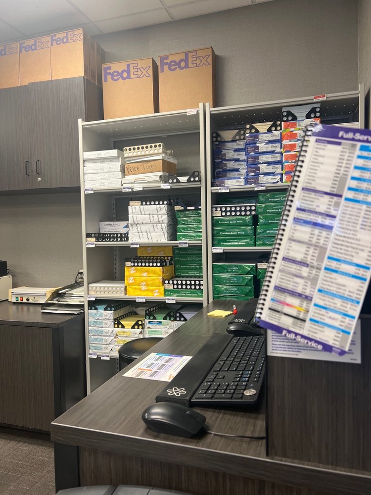 FEDEX OFFICE PRINT & SHIP CENTER - Updated October 2025 - 33 Reviews ...