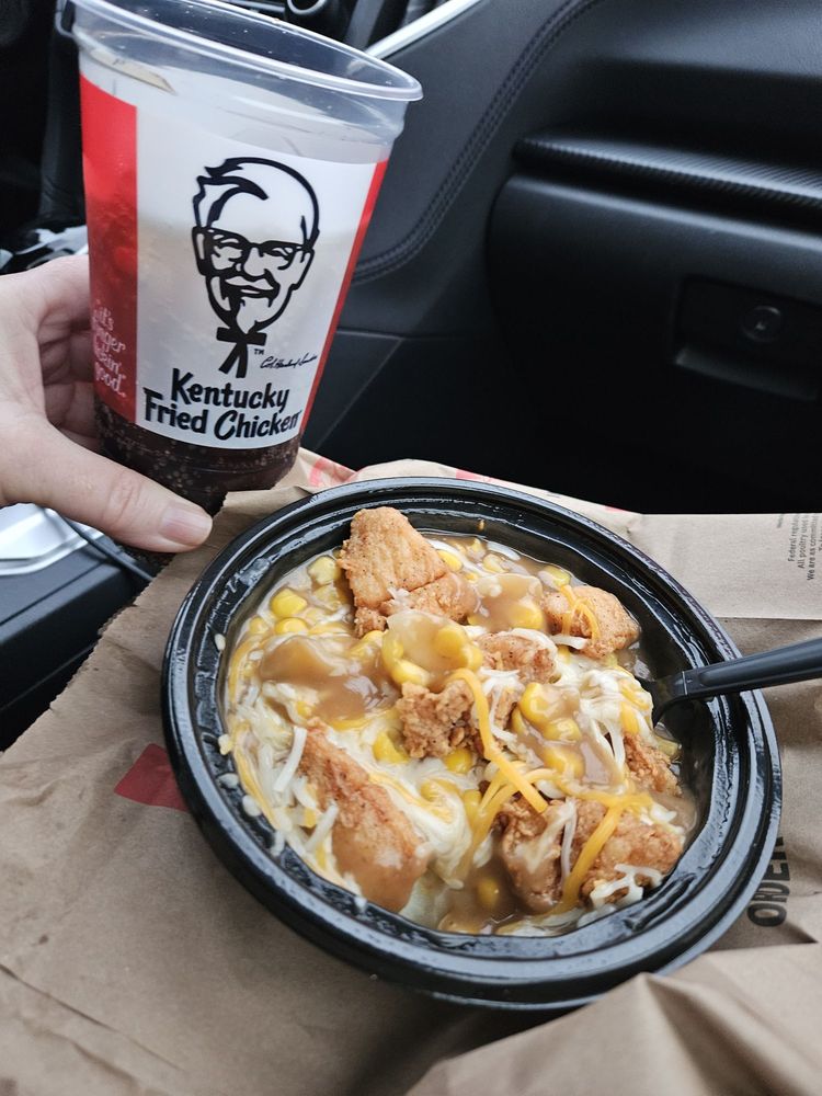 KFC - Updated November 2025 - 21 Photos & 53 Reviews - 205 NW Burnside ...