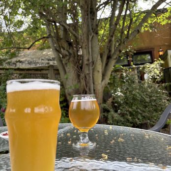 BEVERIDGE PLACE PUB - Updated January 2026 - 111 Photos & 387 Reviews ...