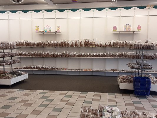 ANDY’S CANDIES - Updated December 2025 - 13 Reviews - 3333 W Henrietta Rd, Rochester, New York ...