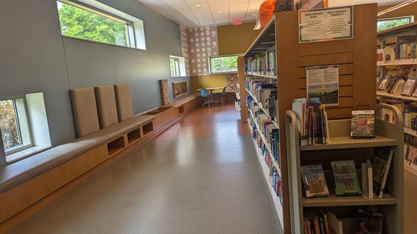 FOUNTAINDALE PUBLIC LIBRARY - Updated October 2025 - 26 Photos & 34 ...