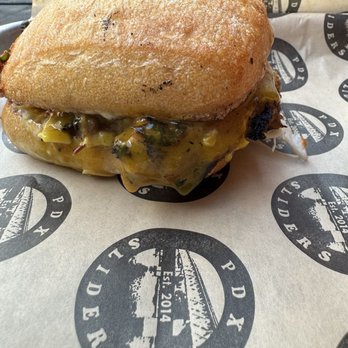 PDX SLIDERS - Updated January 2025 - 901 Photos & 1236 Reviews - 1605 ...