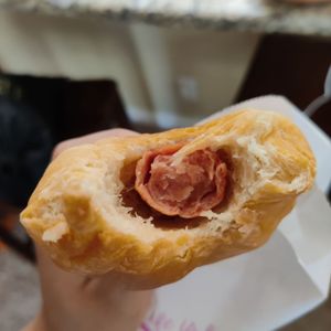 CALLEJÓN DEL BESO BAKERY - Updated October 2025 - 2021 N Mays St, Round ...