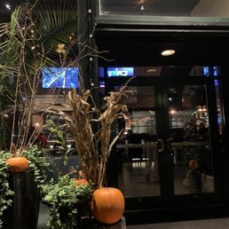 FIN POINT OYSTER BAR & GRILL - Updated September 2025 - 824 Photos ...