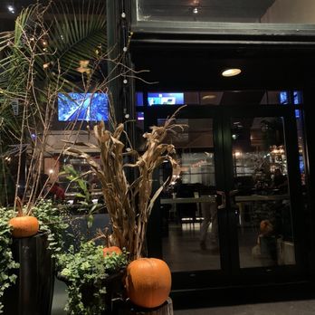 FIN POINT OYSTER BAR & GRILL - Updated June 2025 - 803 Photos & 590 ...