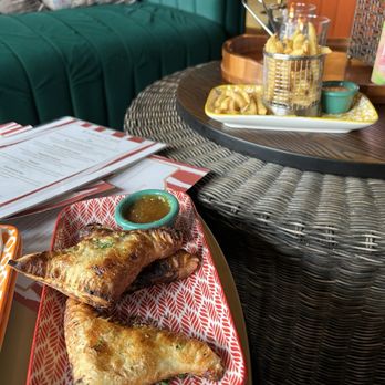 KAROO CAFE - Updated January 2026 - 85 Photos & 33 Reviews - 1921 1st ...