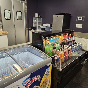 COSMOSPHERE CAFE - Updated December 2025 - 39 Photos - 1100 N Plum St ...