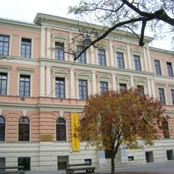 BORG 15 - Middle Schools & High Schools - Henriettenplatz 8 ...