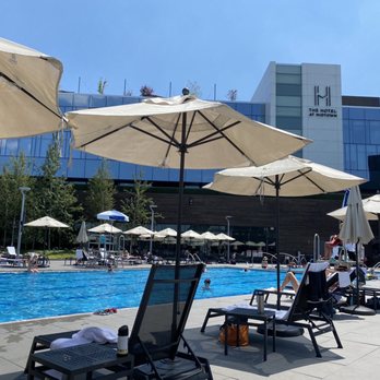 Midtown Athletic Club - 73 Photos & 202 Reviews - Tennis - 2444 N ...