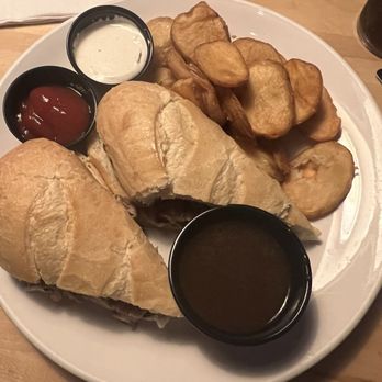 OCEANS & ALE - Updated March 2025 - 657 Photos & 858 Reviews - 5601 ...