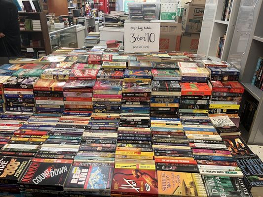 EBORN BOOKS - Updated December 2025 - 11 Photos - 1201 N Hill Field Rd ...