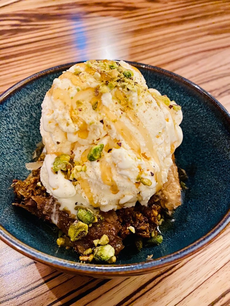 OSO - 36 Photos & 17 Reviews - 200 E Main St, Silverton, Oregon ...