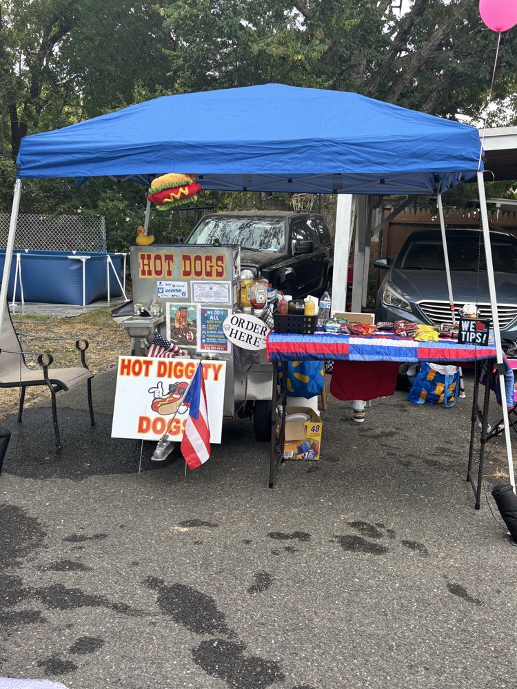 HOT DIGGITY DOGS - Updated September 2025 - 602 S 4th St, Vineland, New ...