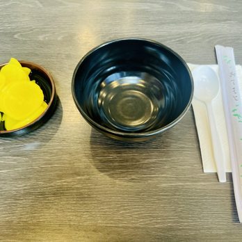 PAN HOLIC - Updated October 2025 - 113 Photos & 90 Reviews - 955 E ...