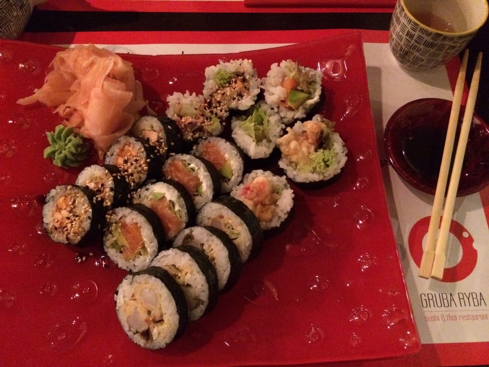GRUBA RYBA - 15 Photos - ul. Siedmiogrodzka 1, Warszawa, Poland - Sushi ...