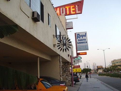 ROYAL SANTA MONICA MOTEL - Updated October 2025 - 34 Photos & 25 ...