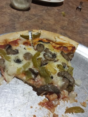 MARIA’S PIZZA - CLOSED - 14 Photos & 53 Reviews - 134 S Main St, Oregon ...