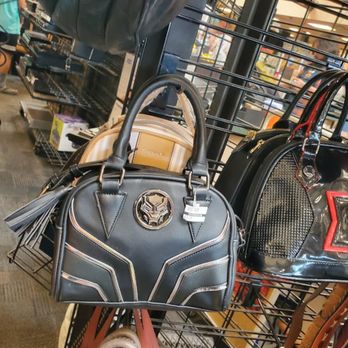 BOOKMANS ENTERTAINMENT EXCHANGE - Updated October 2025 - 190 Photos ...