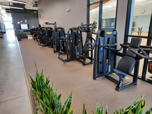 METHOD HEALTH CLUB - Updated March 2025 - 54 Photos - 19945 Riverside ...