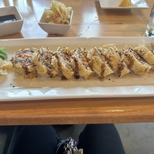 THE COWFISH SUSHI BURGER BAR - 4208 Six Forks Rd, Raleigh, North ...