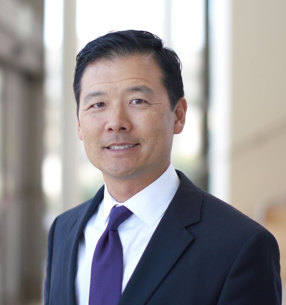 ROGER C SOHN, MD - Updated September 2025 - 44 Reviews - 31920 Del ...