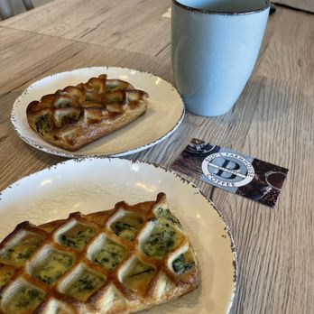 BUDS FARMHOUSE COFFEE - Updated December 2025 - 52 Photos & 48 Reviews ...