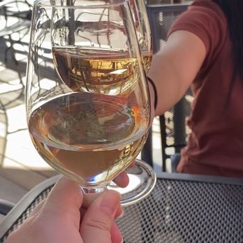 MIDDLE RIDGE WINERY - Updated September 2024 - 201 Photos & 109 Reviews ...