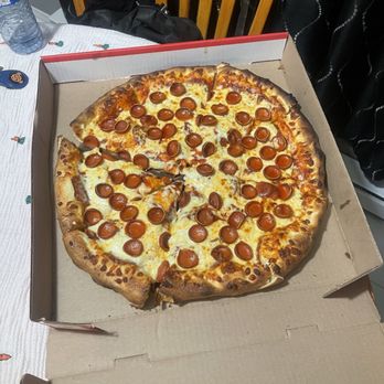 GABRIEL PIZZA - Updated January 2026 - 216 Bd Saint-Joseph, Gatineau ...