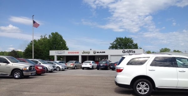 GRIFFIS MOTORS - Updated July 2025 - 52 Photos - 1012 Holland Ave ...