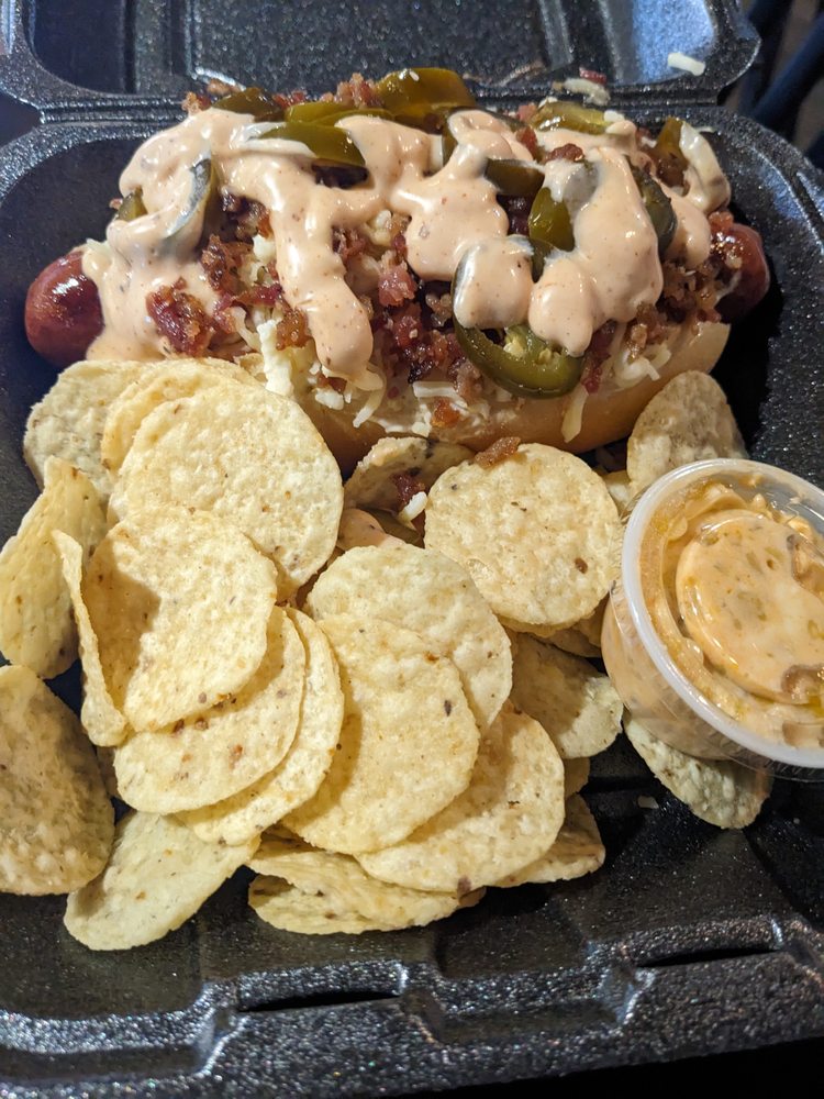 DOGGY STYLE HOT DOGS - Updated December 2025 - 13 Photos - Springfield ...