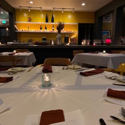 BEAUJOLAIS BISTRO - Updated December 2025 - 831 Photos & 400 Reviews ...