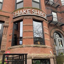 SHAKE SHACK NEWBURY STREET - Updated April 2025 - 461 Photos & 469 ...