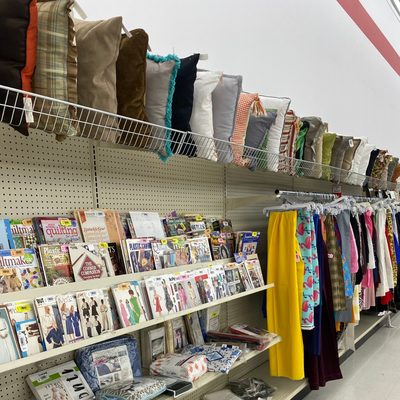 ARC THRIFT STORE - Updated August 2025 - 35 Photos & 22 Reviews - 1070 ...