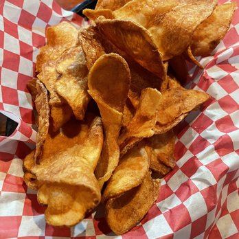 THE ESSO CLUB - Updated November 2025 - 89 Photos & 132 Reviews - 129 ...