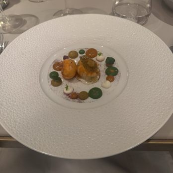 ESSENTIAL BY CHRISTOPHE - Updated December 2024 - 468 Photos & 85 ...