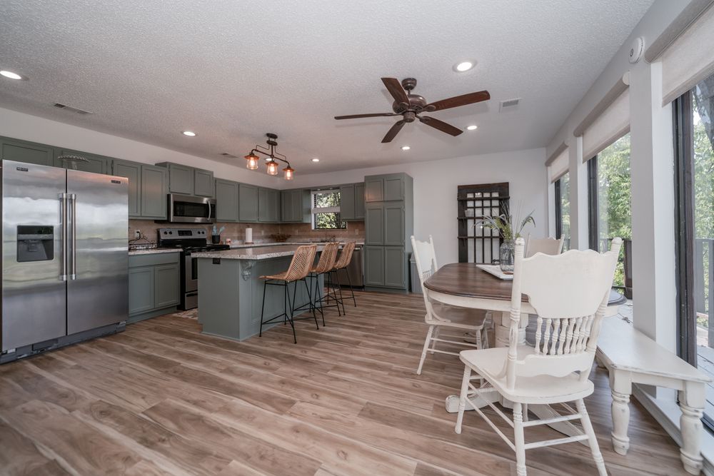 PAMELA KRAUSE - ULTIMA REAL ESTATE - Updated January 2025 - 17 Photos ...