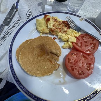 POPPIES RESTAURANT & DELI - Updated March 2025 - 356 Photos & 396 ...