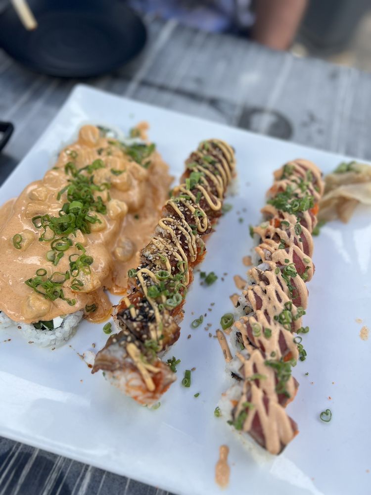 IN THE RAW SUSHI - Updated December 2025 - 192 Photos & 194 Reviews ...