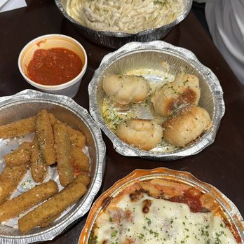 CAPOZZI’S - Updated October 2025 - 91 Photos & 146 Reviews - 2960 ...