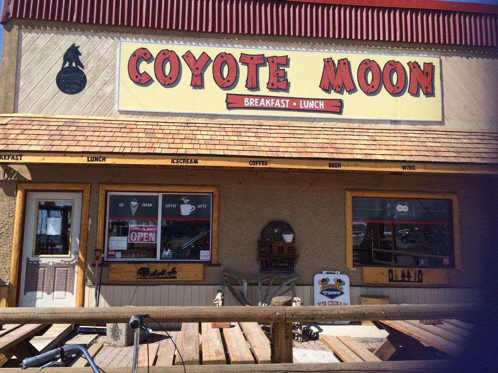 COYOTE MOON - Updated December 2025 - 202 Main Street, Turner Valley ...