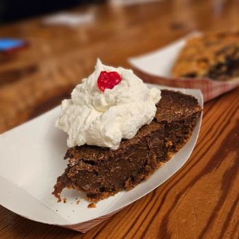 DANGEROUSLY DELICIOUS PIES - Updated April 2025 - 146 Photos & 152 ...