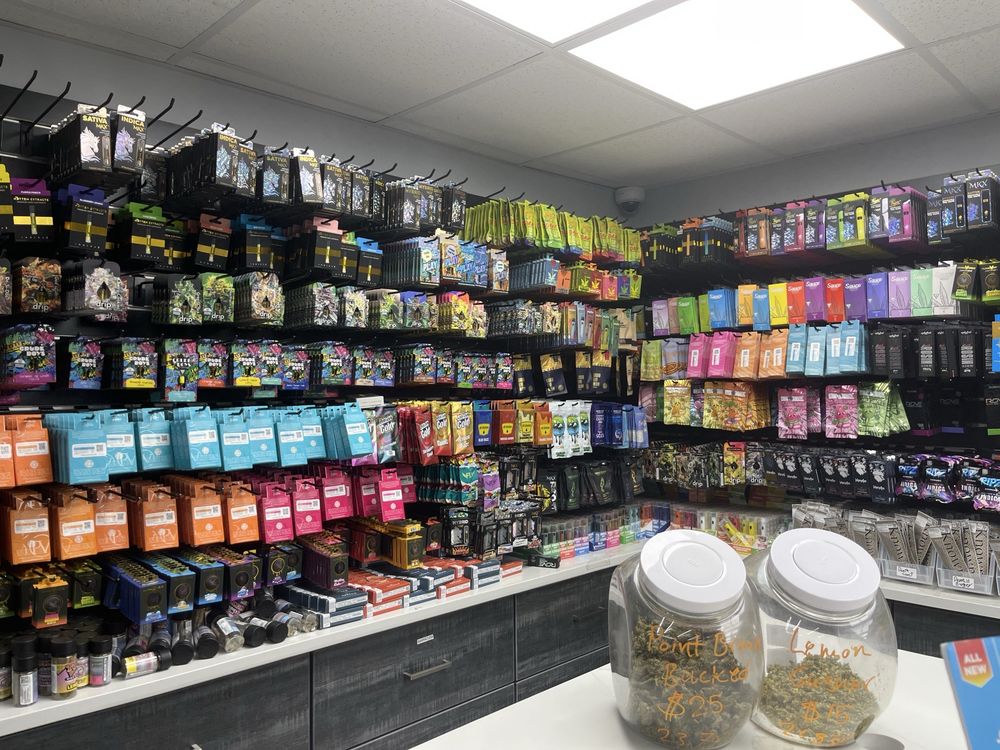 TRAP STARS - Updated April 2026 - 20 Reviews - 13964 Grand Ave, New ...
