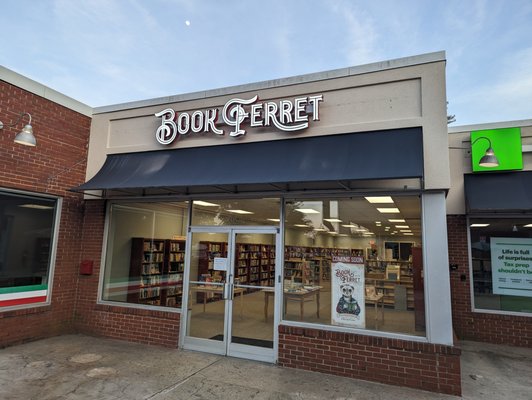 BOOK FERRET - Updated December 2025 - 17 Photos - 3354 Robinhood Rd ...