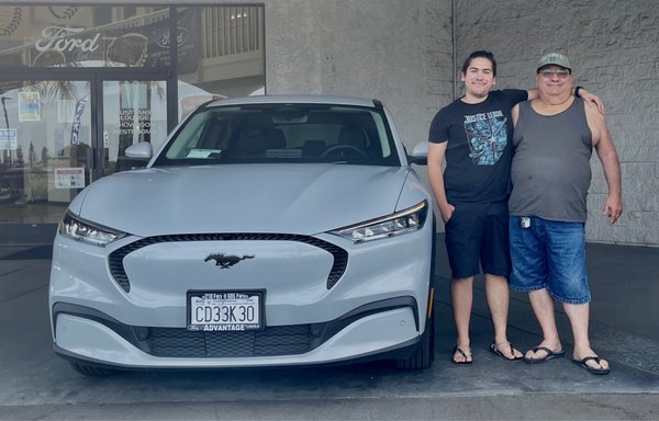 ENVISION FORD LINCOLN - Updated October 2025 - 182 Photos & 762 Reviews ...