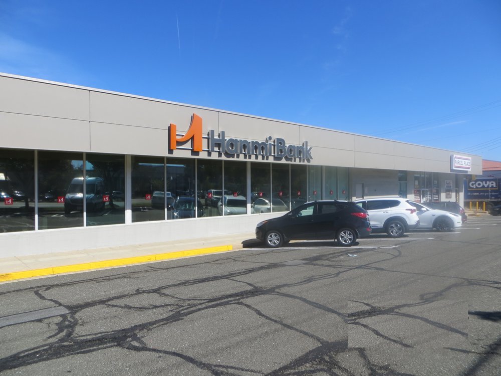 HANMI BANK - Updated May 2026 - 7140 Little River Turnpike, Annandale ...