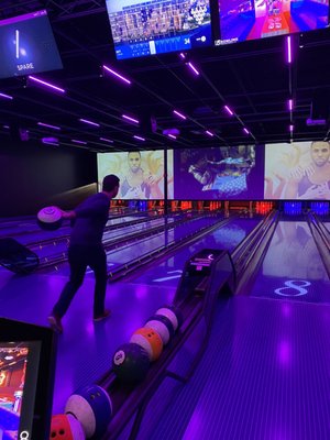 PINZ BOWL - Updated November 2025 - 14 Photos - 42 Reviews - 2454 ...