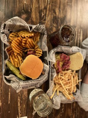 THE COMMITTED PIG - Updated October 2025 - 496 Photos & 506 Reviews ...