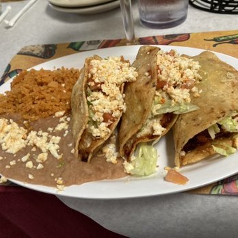 LATIN LOUNGE - Updated December 2025 - 41 Photos & 55 Reviews - 1208 ...