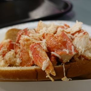 THE HUNGRY LOBSTER - Updated June 2025 - 40 Photos & 43 Reviews - 919 ...