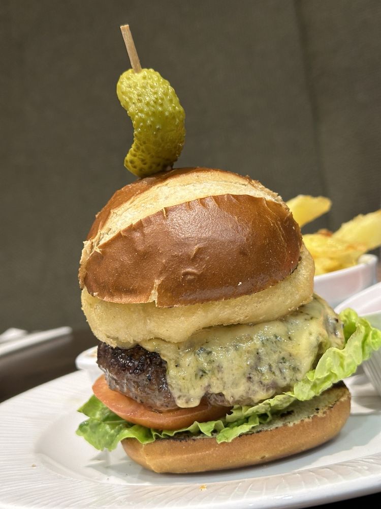 THE LOBSTER POT - Updated August 2025 - 19 Photos & 11 Reviews - 9-11 ...